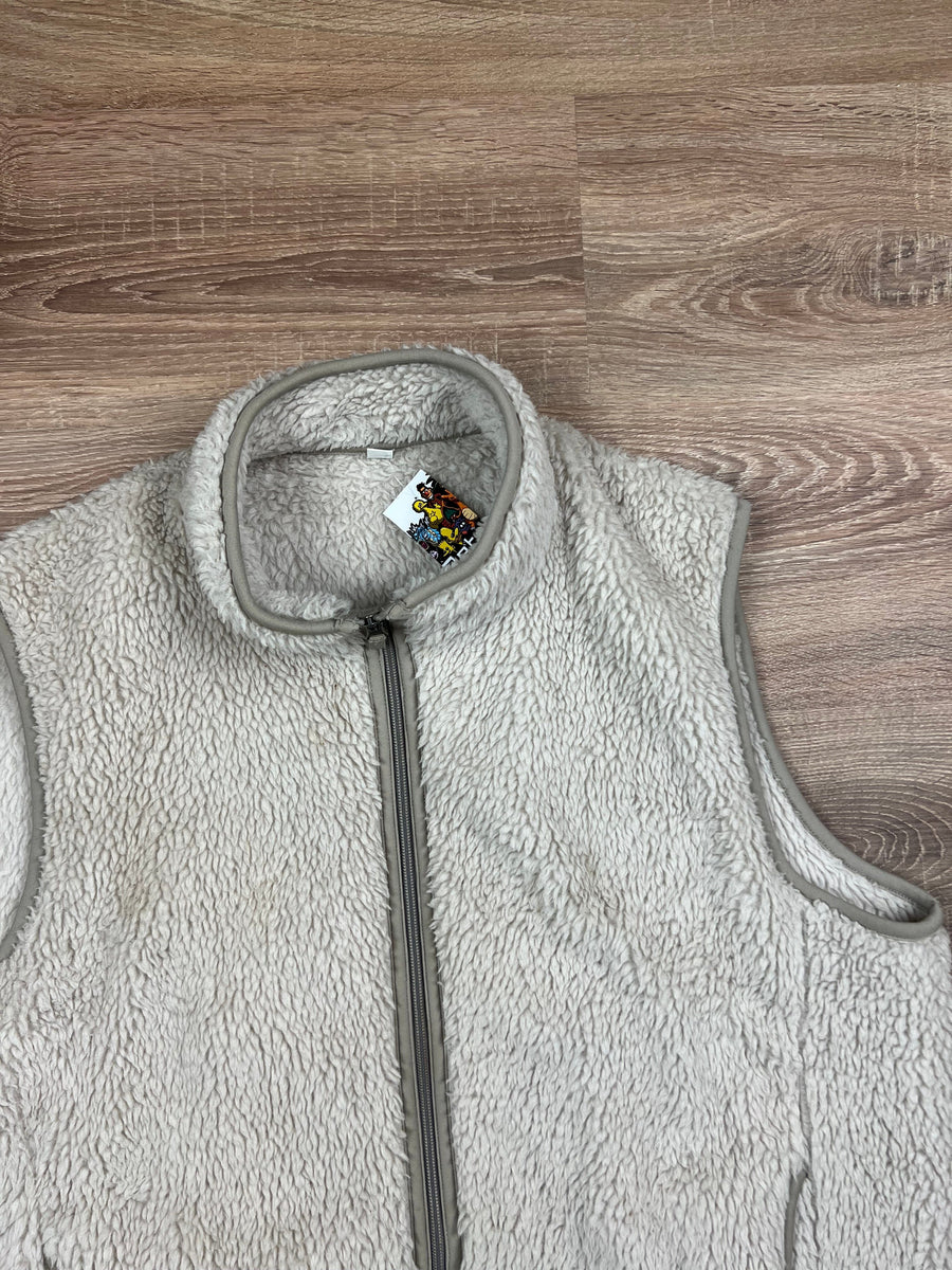 Cream Uniqlo Sherpa Fleece Gilet (XL)– Retroflex